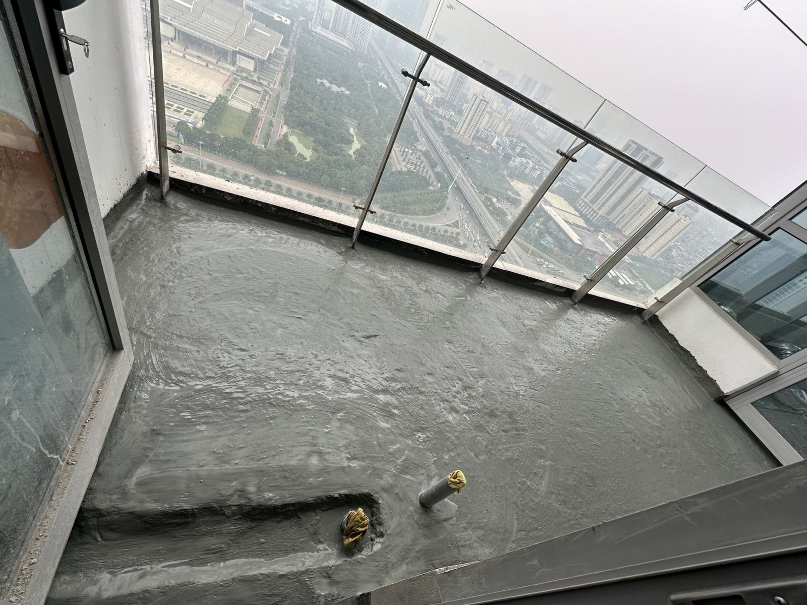 Hướng Dẫn Thi Công Chống Thấm Bằng Sika Silklatex TH Cho Kết Cấu Bền Vững